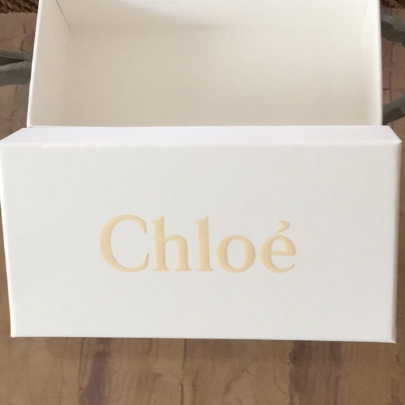 Chloe | Party Supplies | Chloe Gift Box Gift Wrap Duster Storage | Poshmark